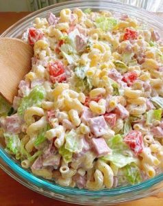 Classic Creamy Macaroni Salad with Ham and Vegetables – Yum Recipes